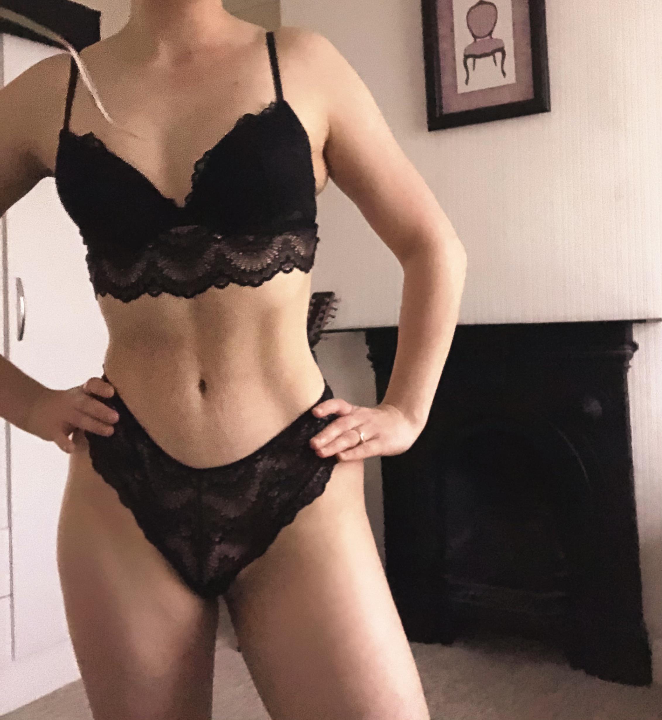 Black and lacy [F] | Scrolller