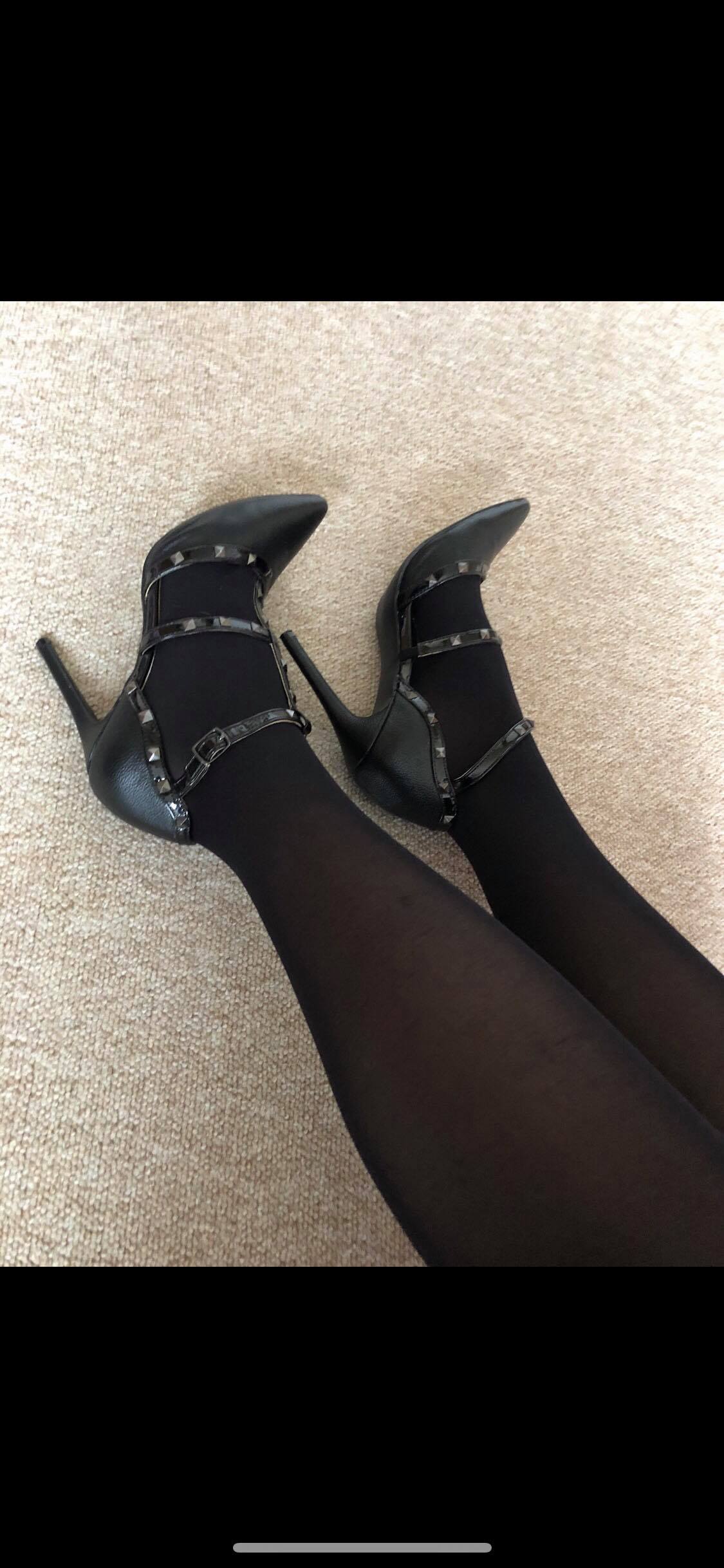 black heels with black opaque tights | Scrolller