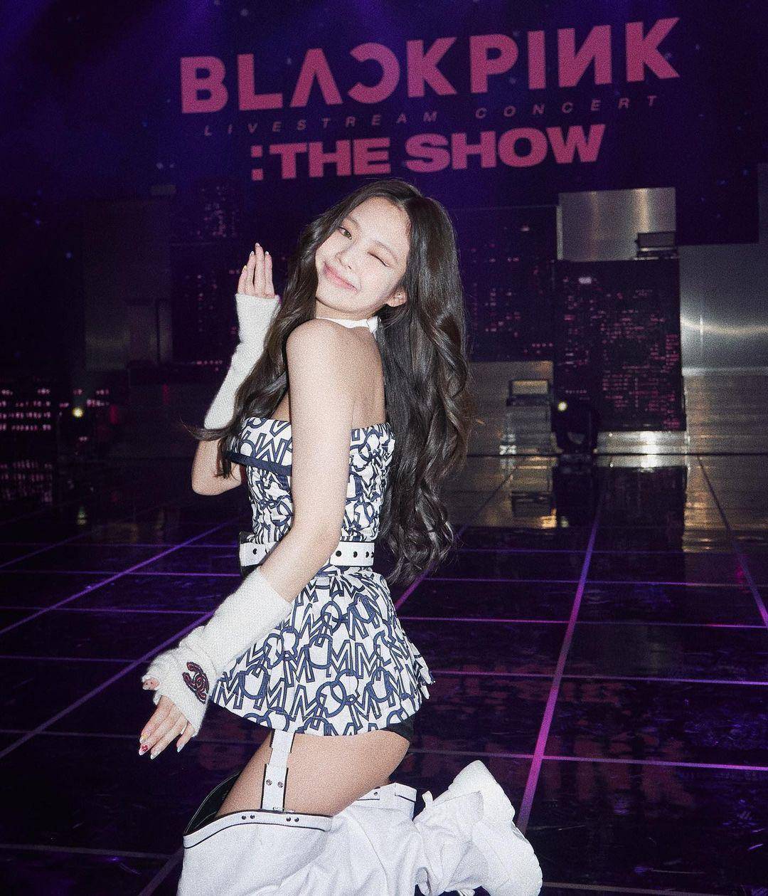 BLACKPINK Jennie | Scrolller