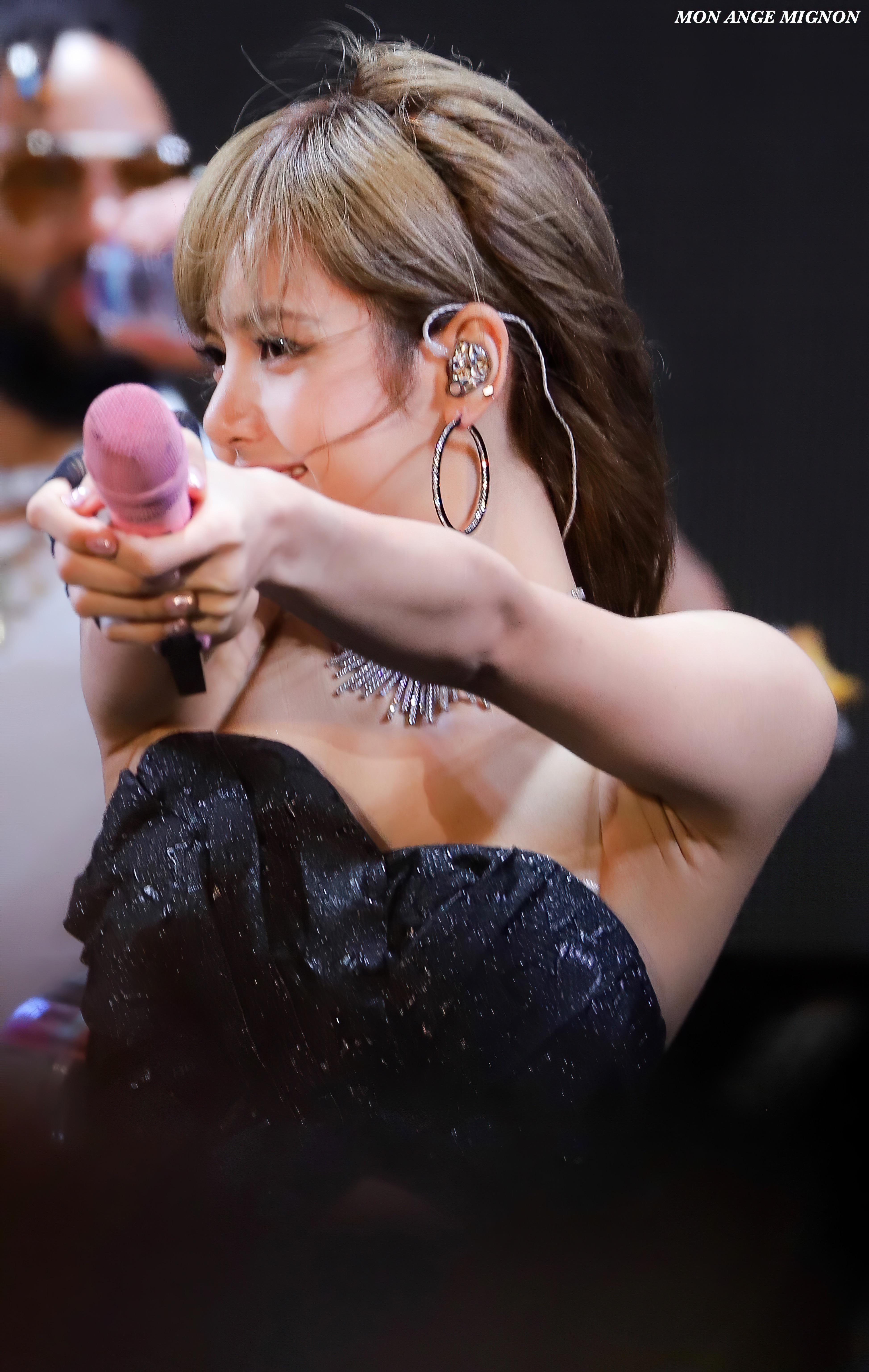 Blackpink - Lisa (upscaled) | Scrolller