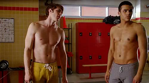Blake Jenner and Jacob Artist in Glee | Scrolller