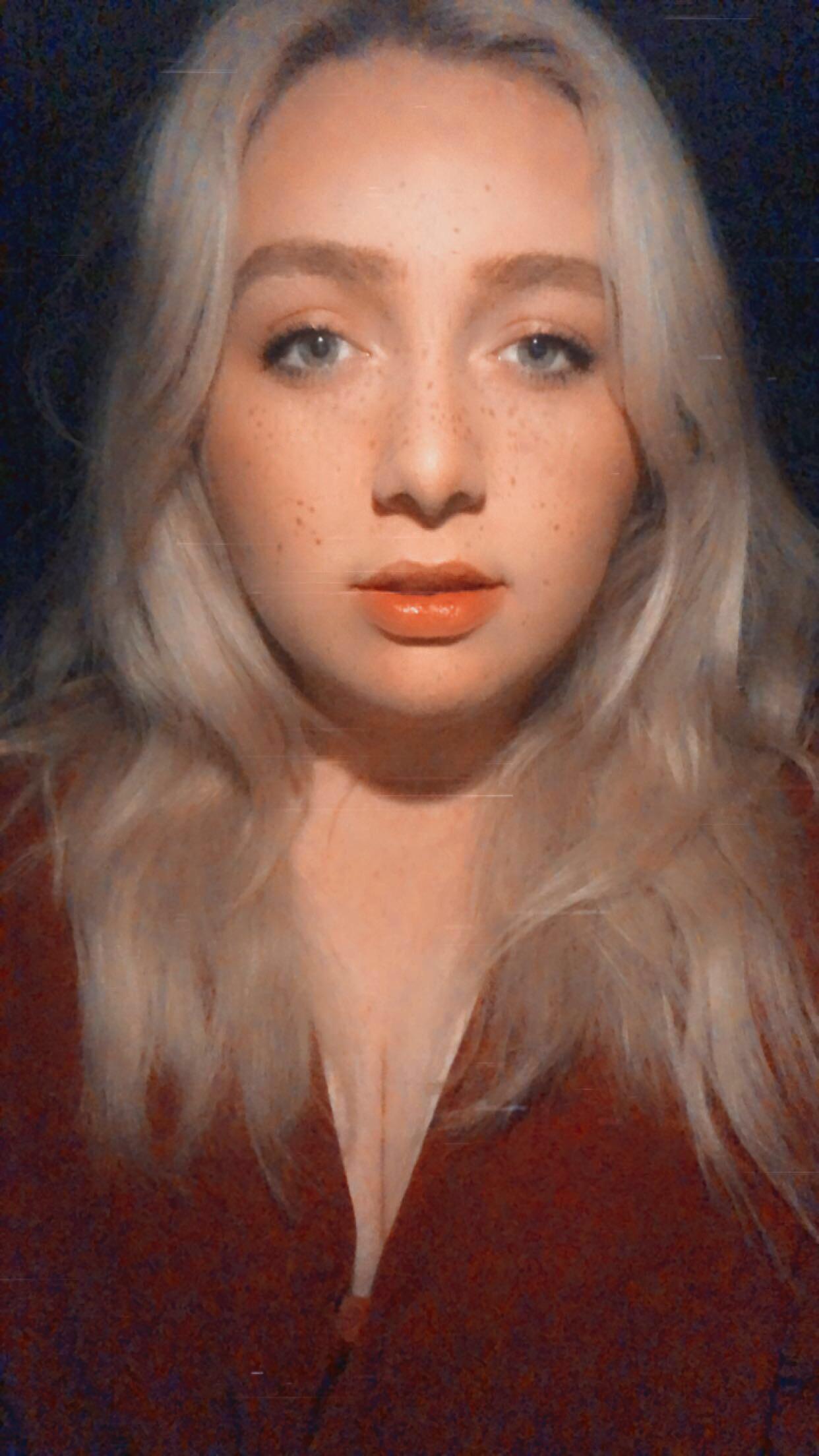 blonde {24} | Scrolller