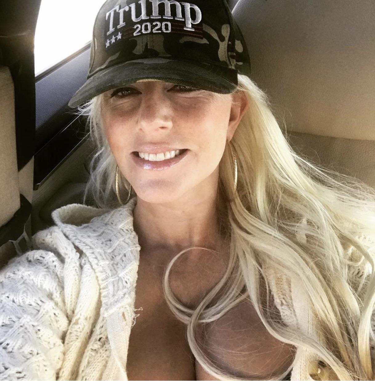 Blonde MILF for Trump | Scrolller