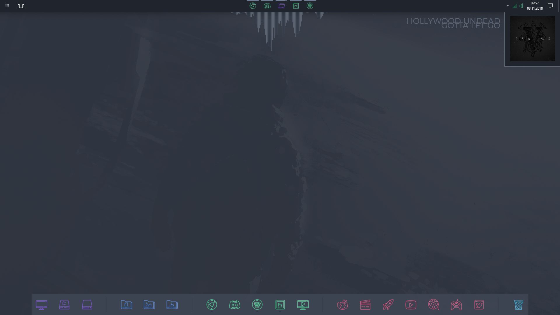 Blue Calm - Win10 with Arc theme, RocketDock, Rainmeter and lots of customization | Scrolller