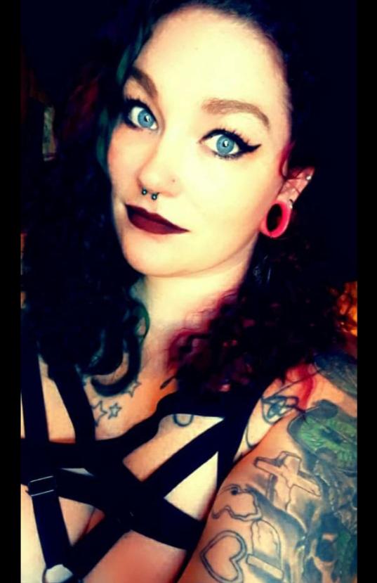 Blue eyed babe 💙👁💕 | Scrolller