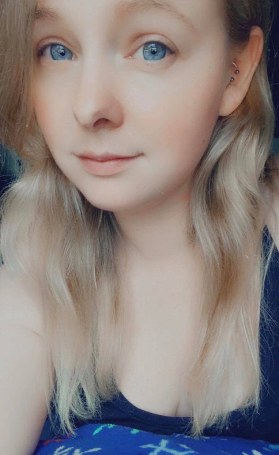 Blue eyes | Scrolller