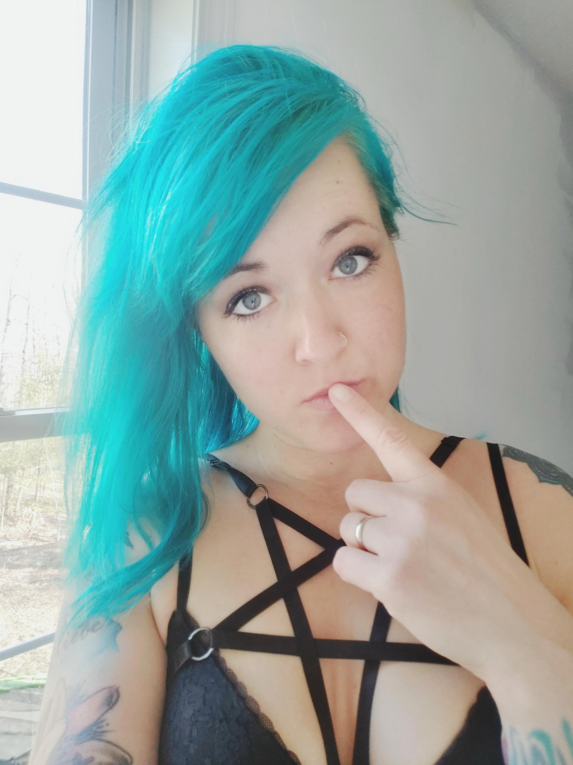 Blues all the way around. 💙 | Scrolller