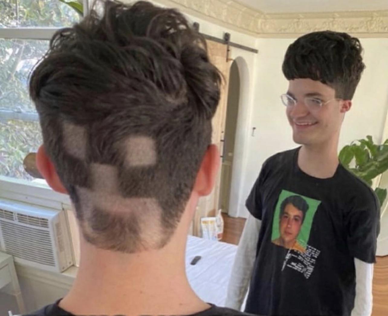 Blursed Haircut | Scrolller