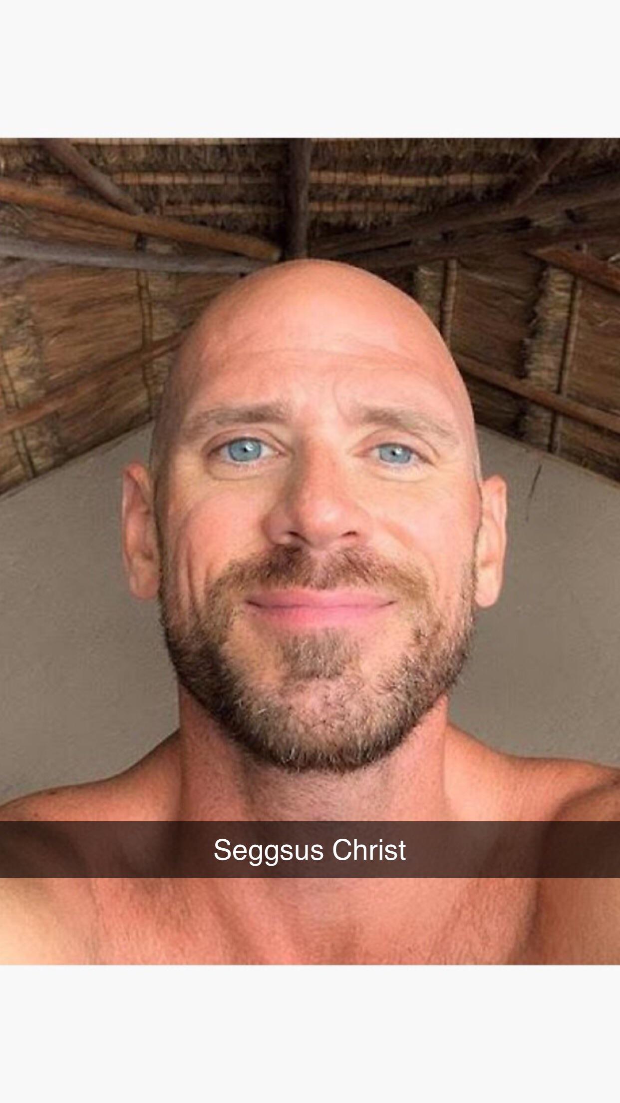 Blursed Jesus | Scrolller