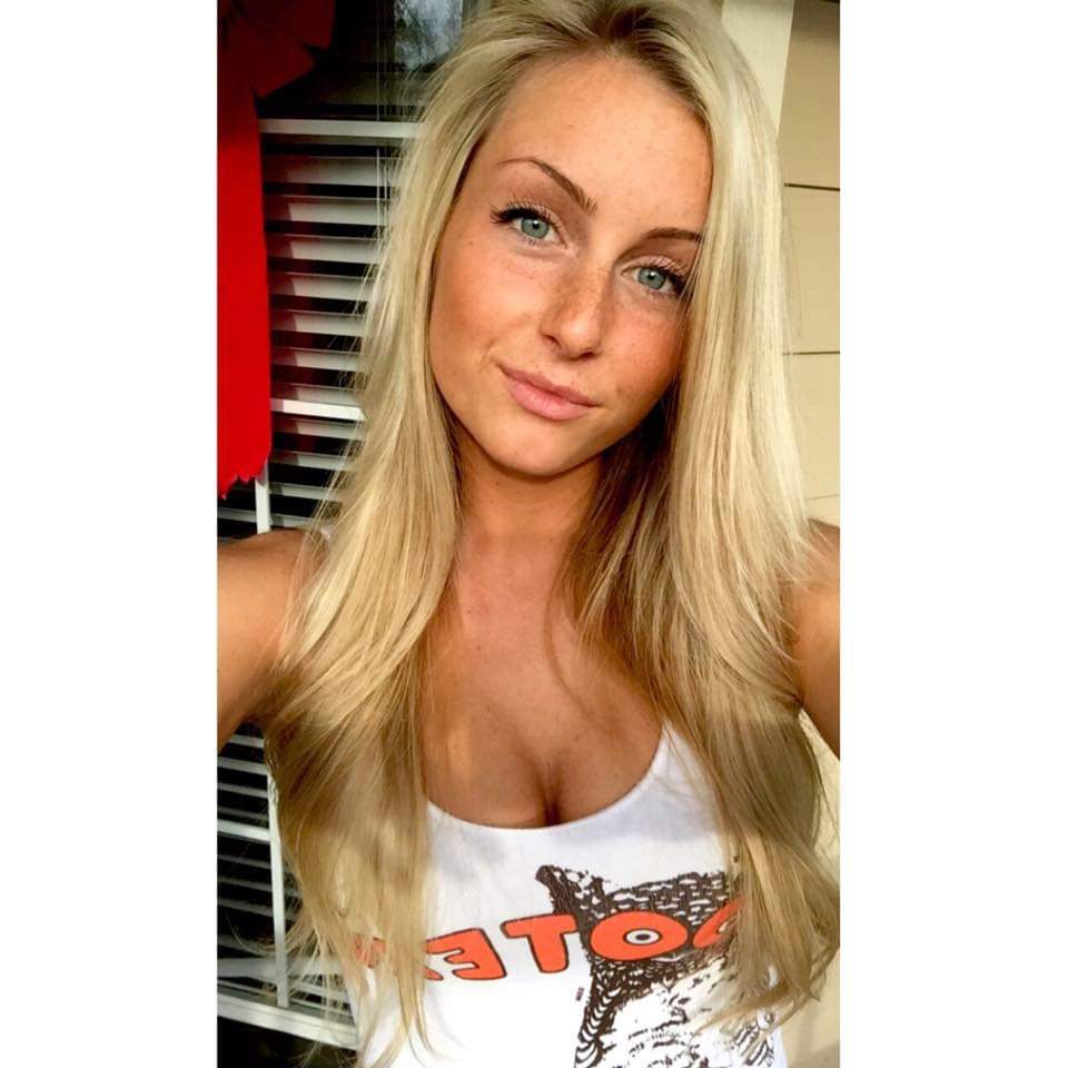 Bone in or out? | Scrolller