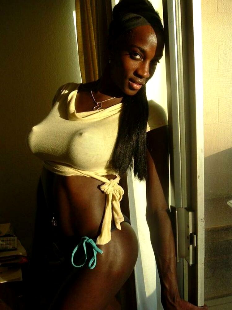 Boner Material | Scrolller