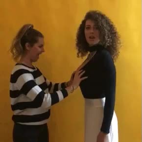 Boob Grab | Scrolller