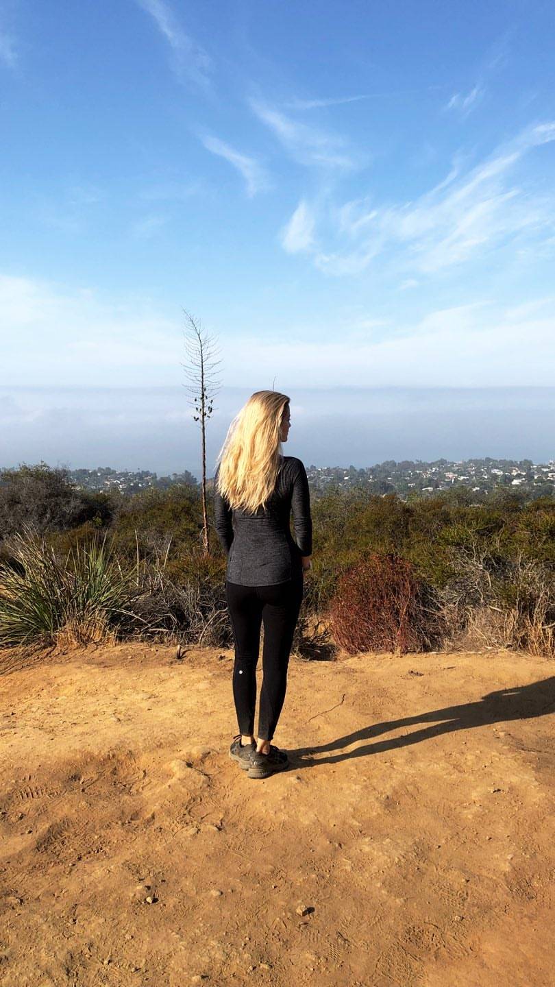 Booty hike | Scrolller