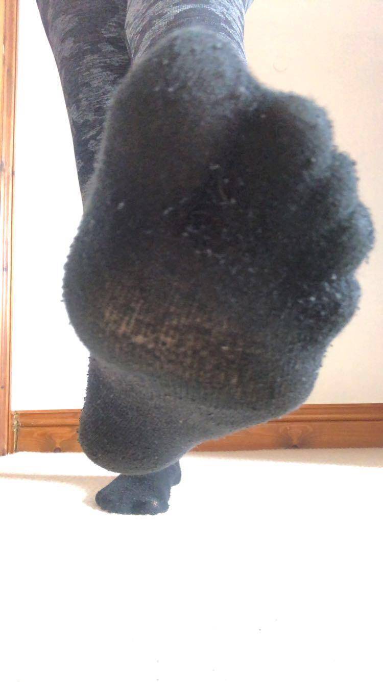 bow down | Scrolller