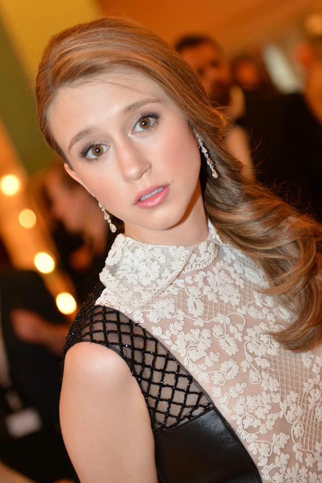 'BR' premiere. | Scrolller