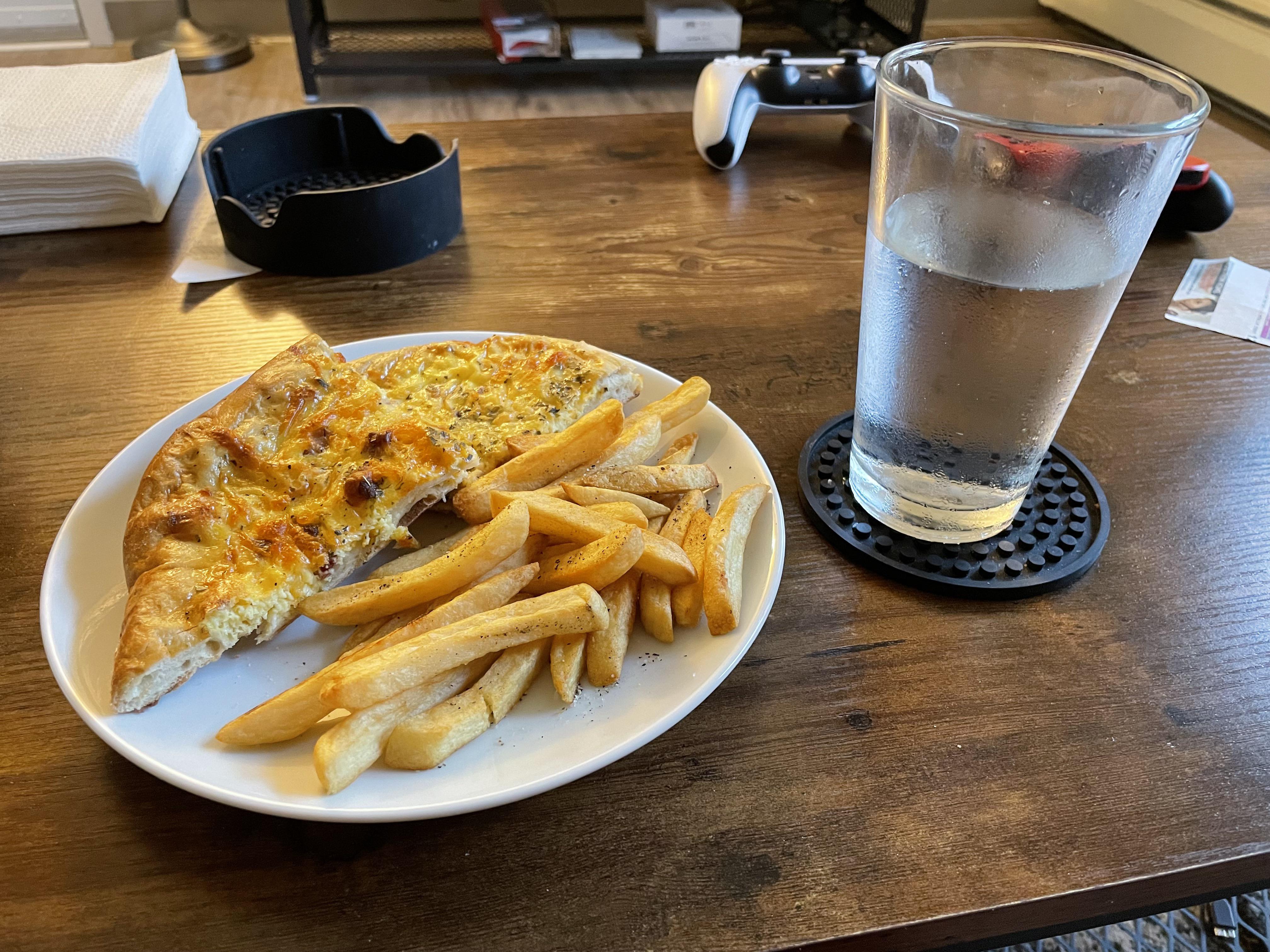 Breakfast pizza with fries for dinner | Scrolller