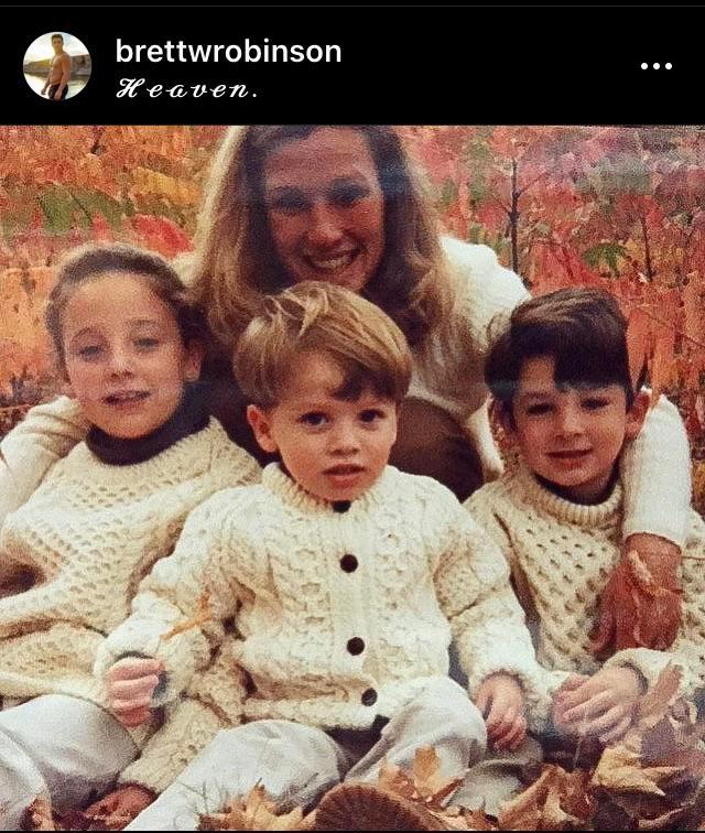 Brett's mom passed. RIP. | Scrolller