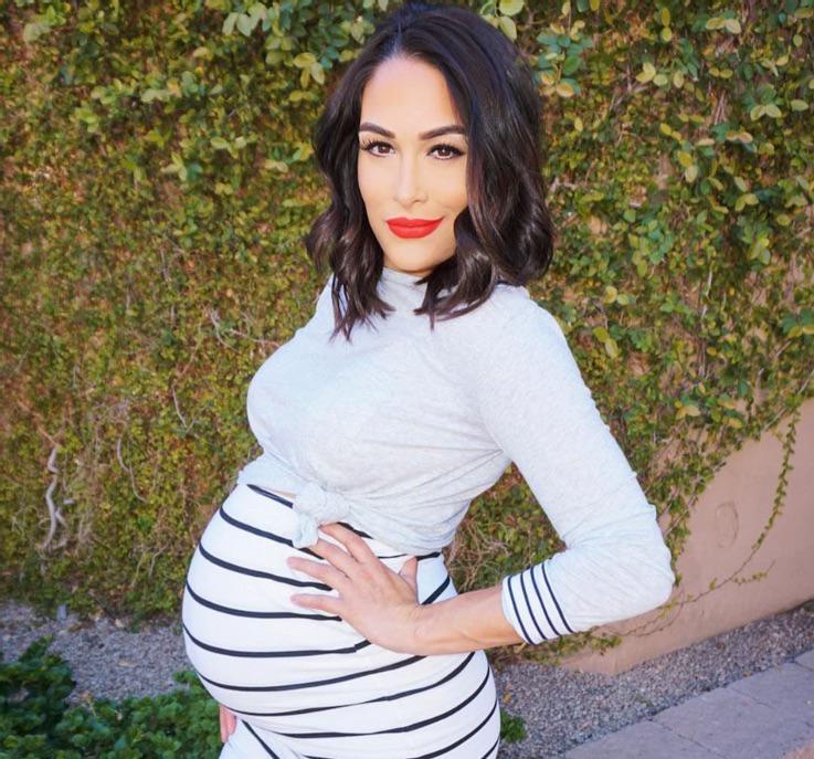 Brie Bella | Scrolller