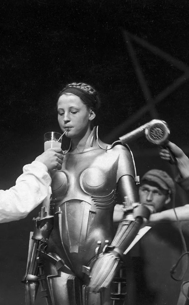 Brigitte Helm, on the set of Metropolis. (1927) | Scrolller