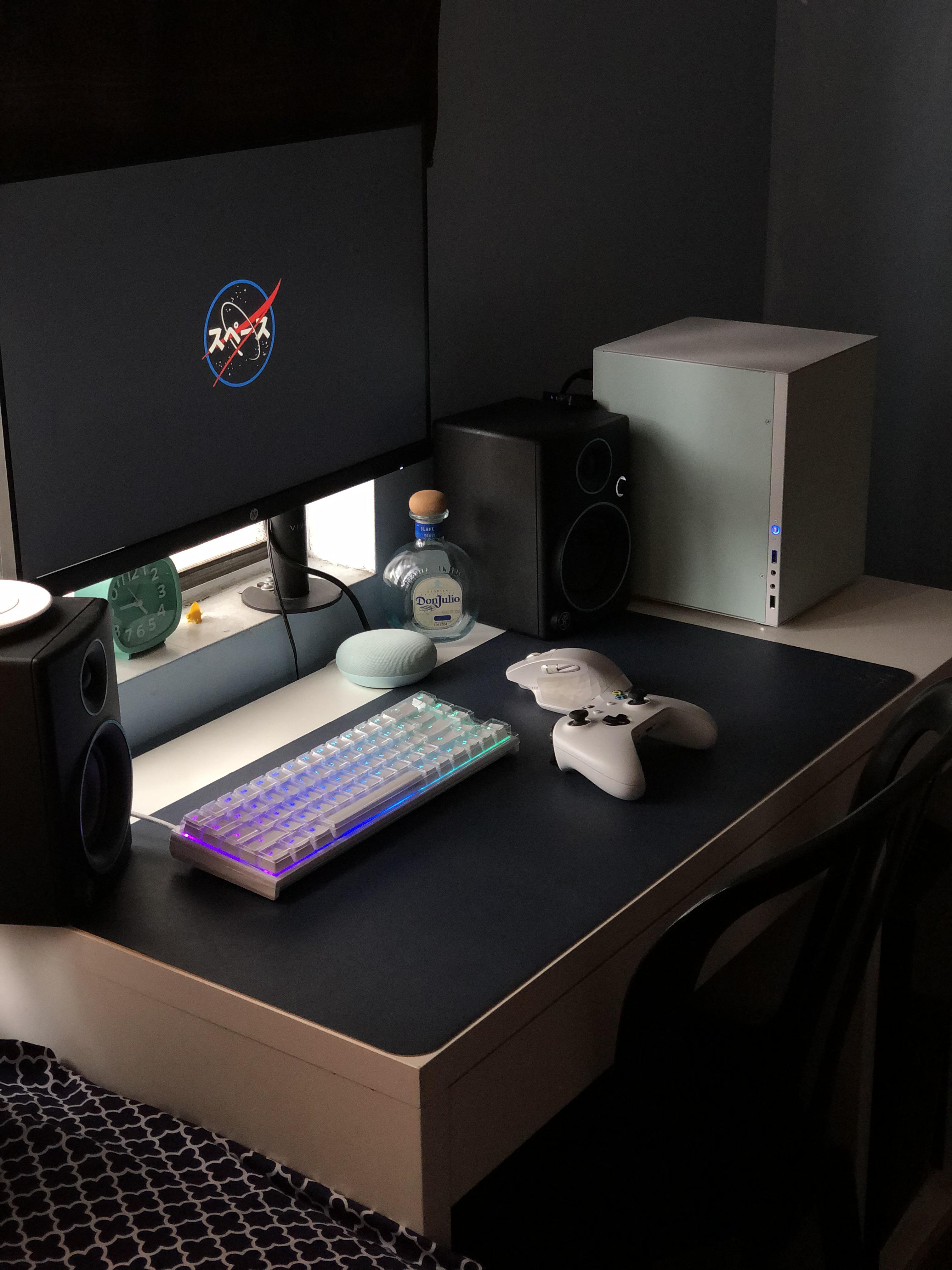 Budget minimal setup | Scrolller