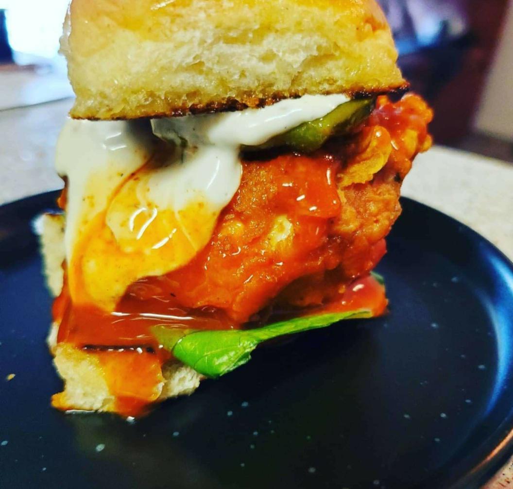 Buffalo chicken slider. | Scrolller