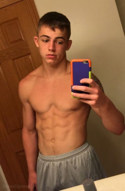 Built twink | Scrolller