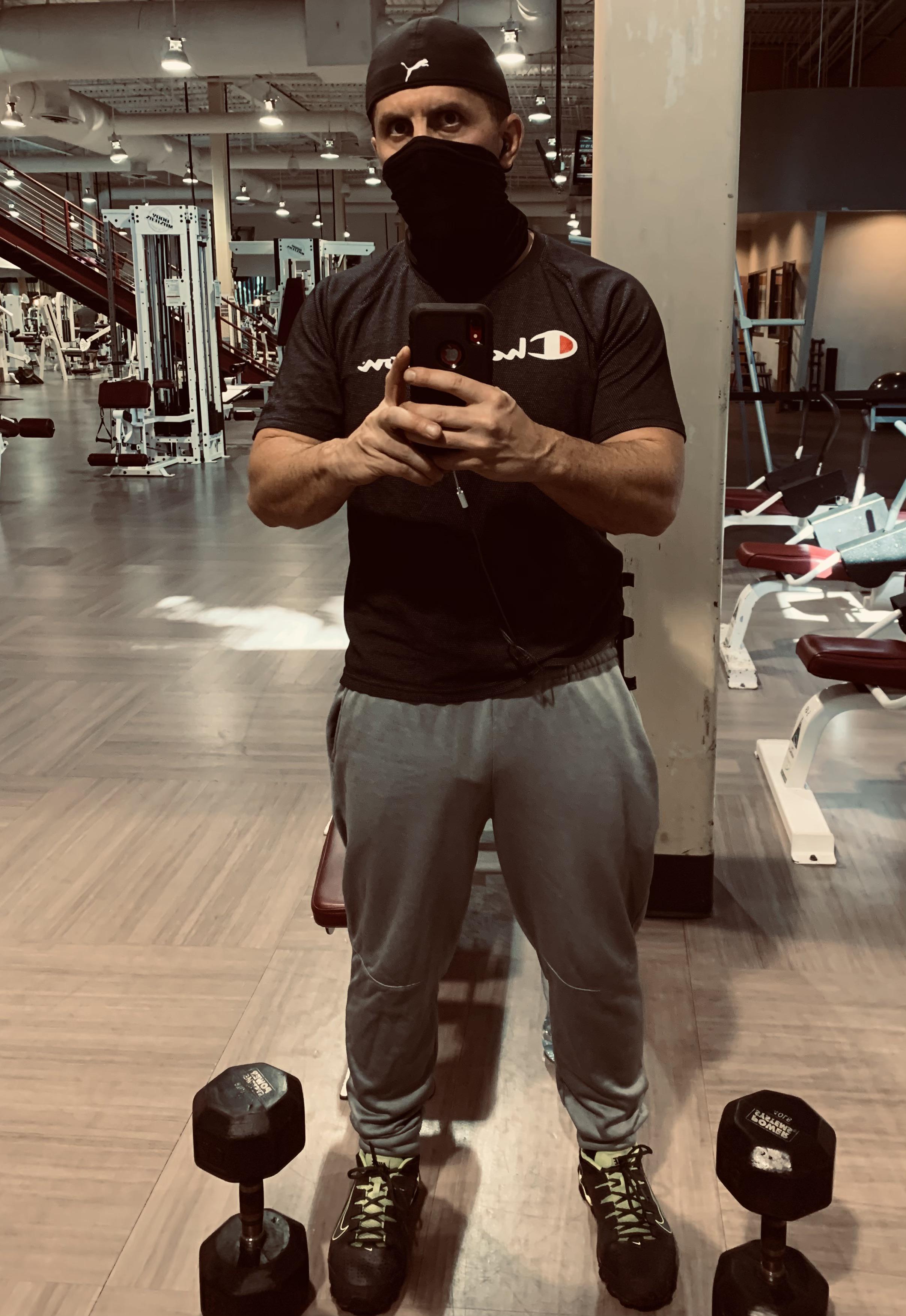 Bulging ninja | Scrolller