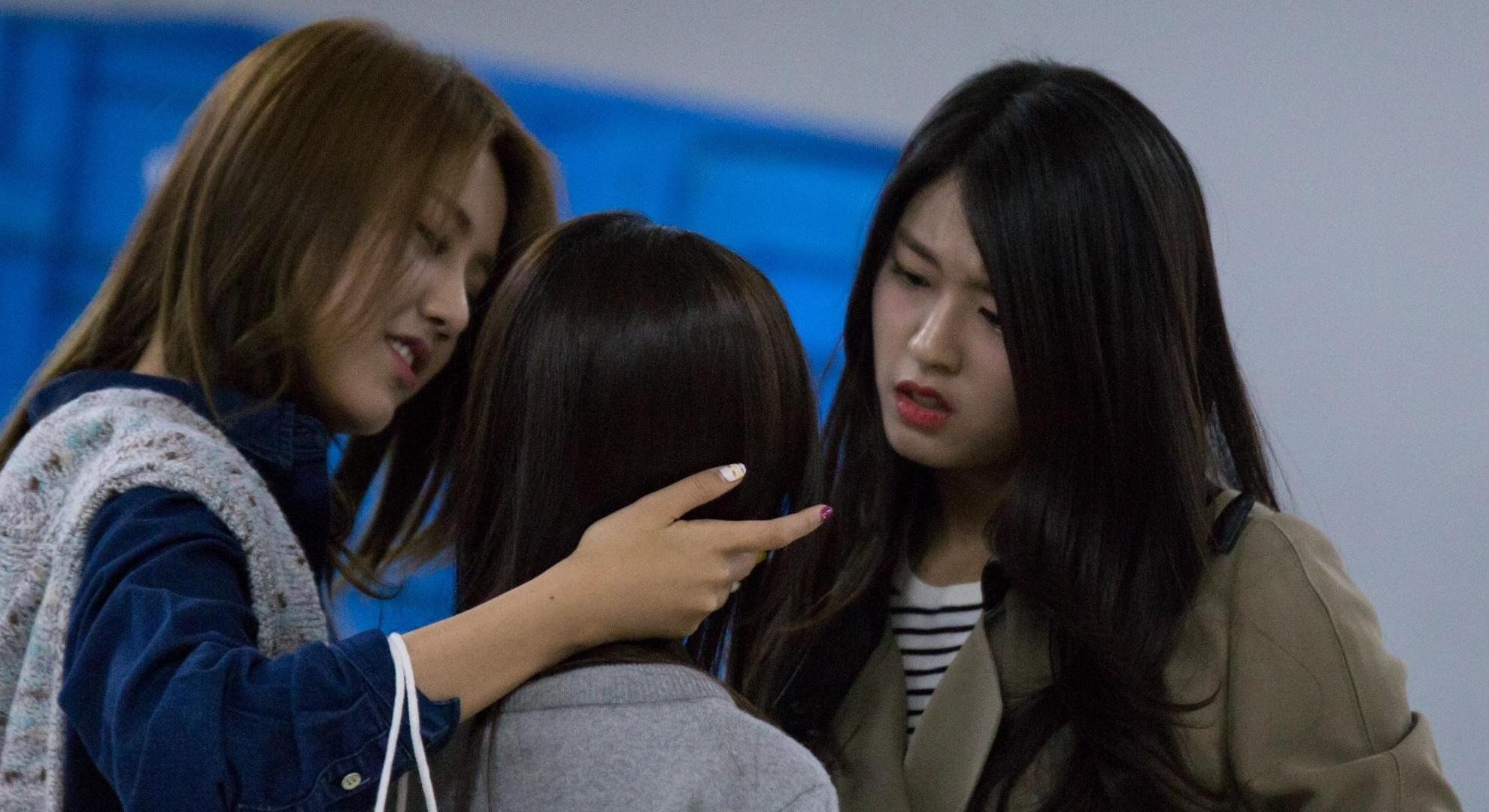 bullying mina with dong | Scrolller