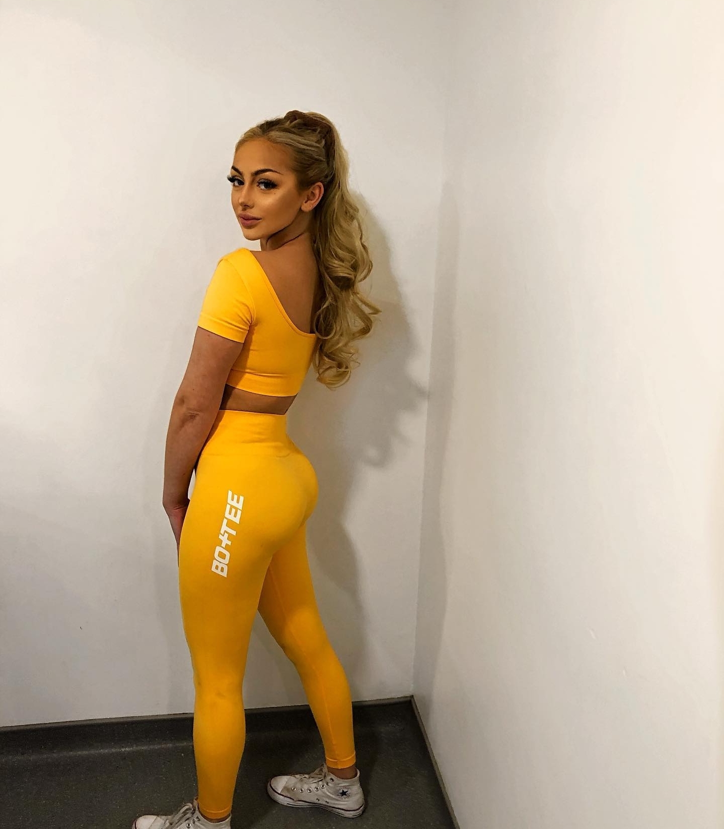 Bumblebee | Scrolller