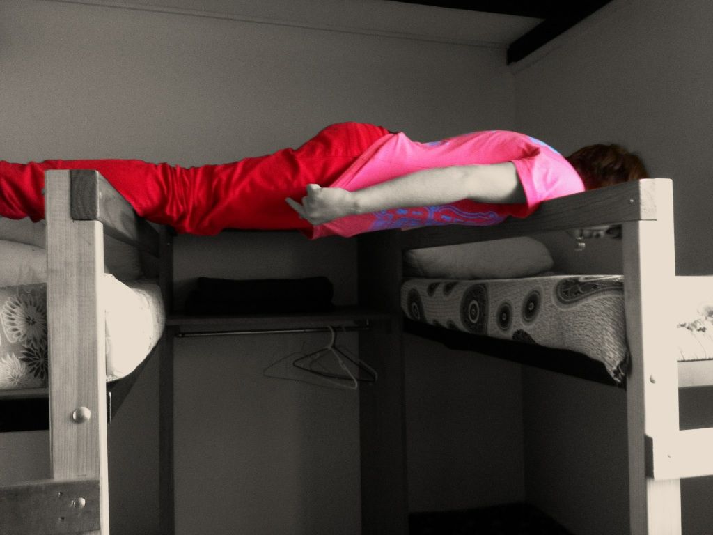 Bunk plank like a boss | Scrolller