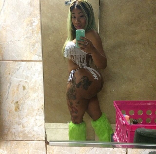 Bunz4Ever | Scrolller