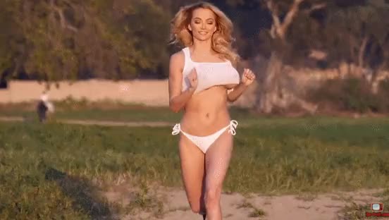 Busty babe running in slow-mo. | Scrolller
