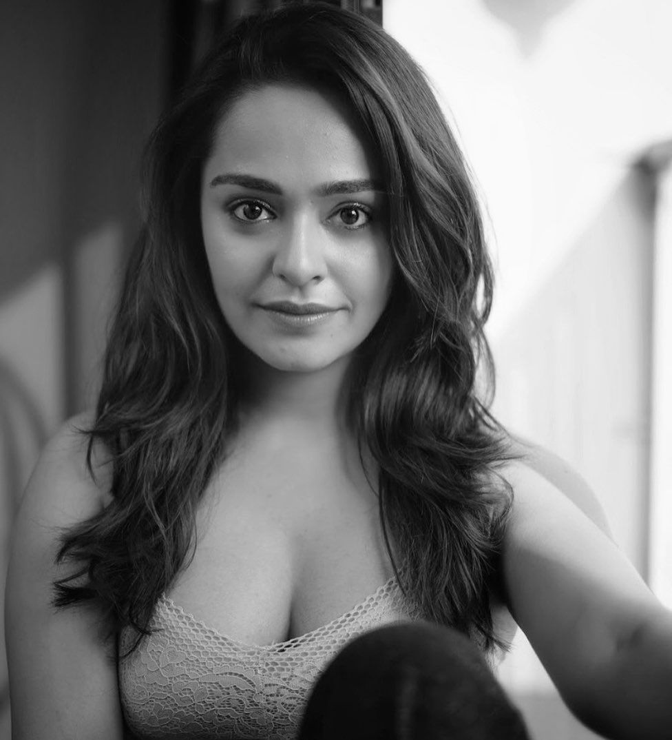 Busty Insta Hoe Apoorva Arora | Scrolller