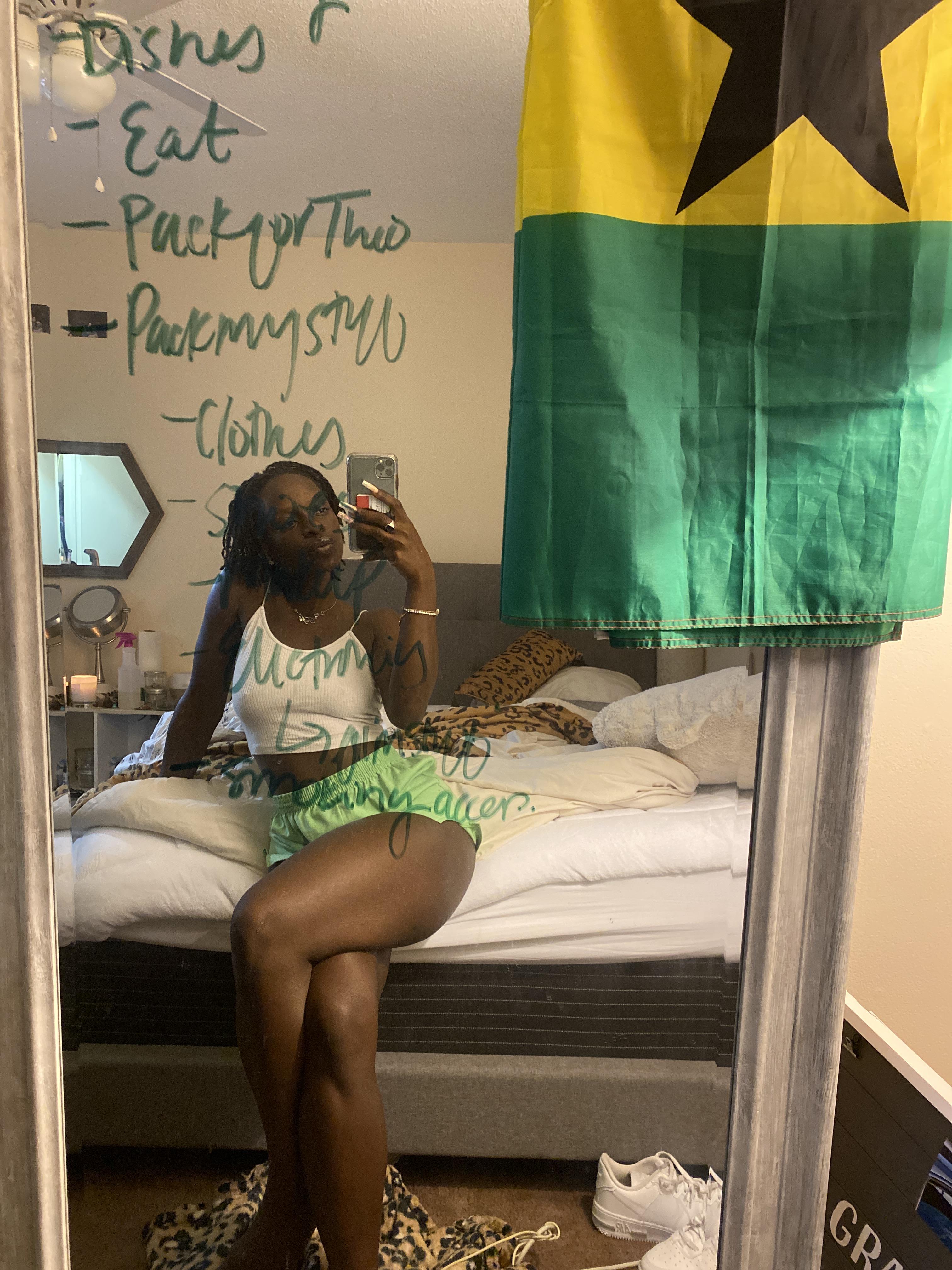 Busy Busy 🙃 | Scrolller