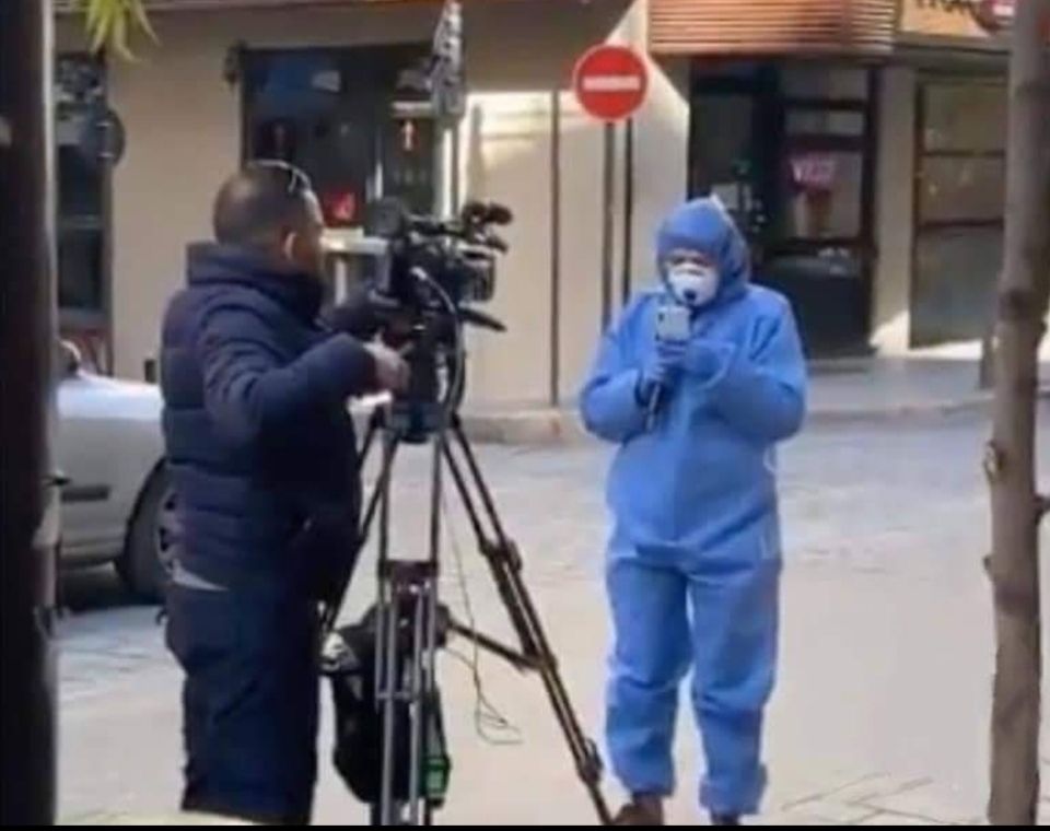 Cameramen are immune it seems | Scrolller