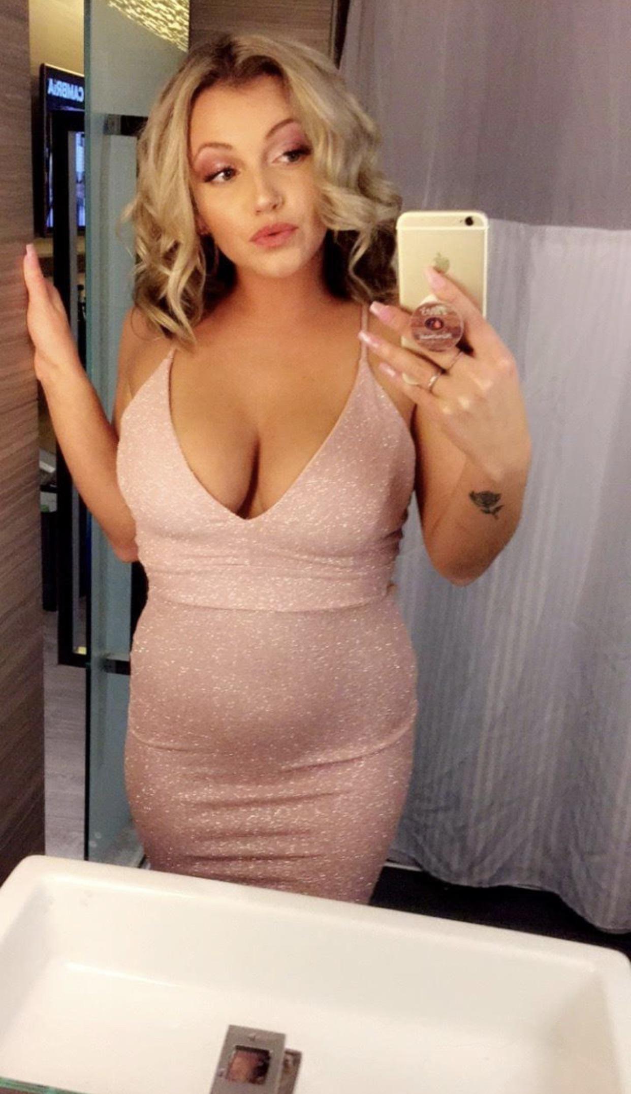 Cameron and her twin cans 🤤 | Scrolller