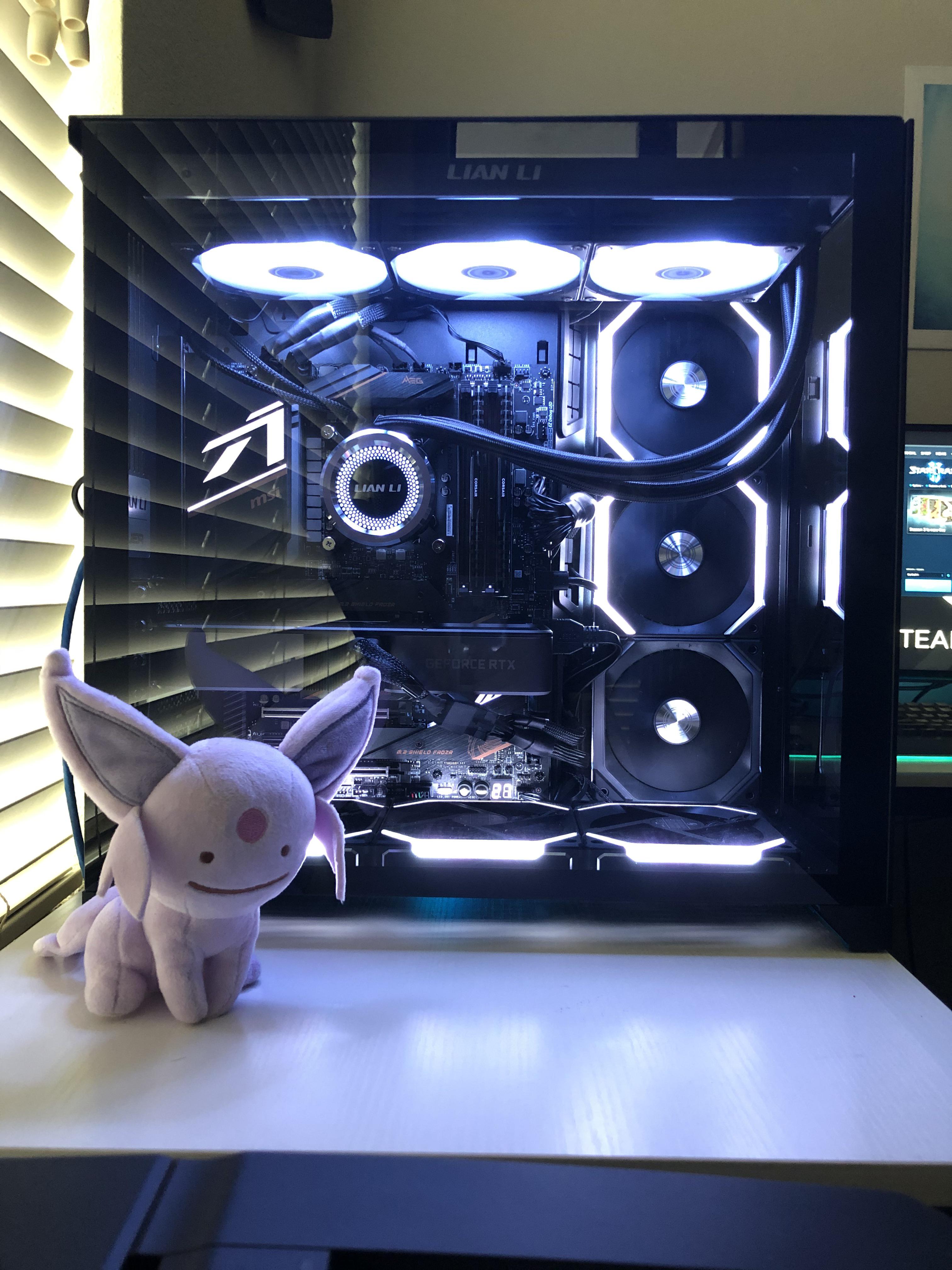 Can anyone help with troubleshooting the bottom right fan? | Scrolller