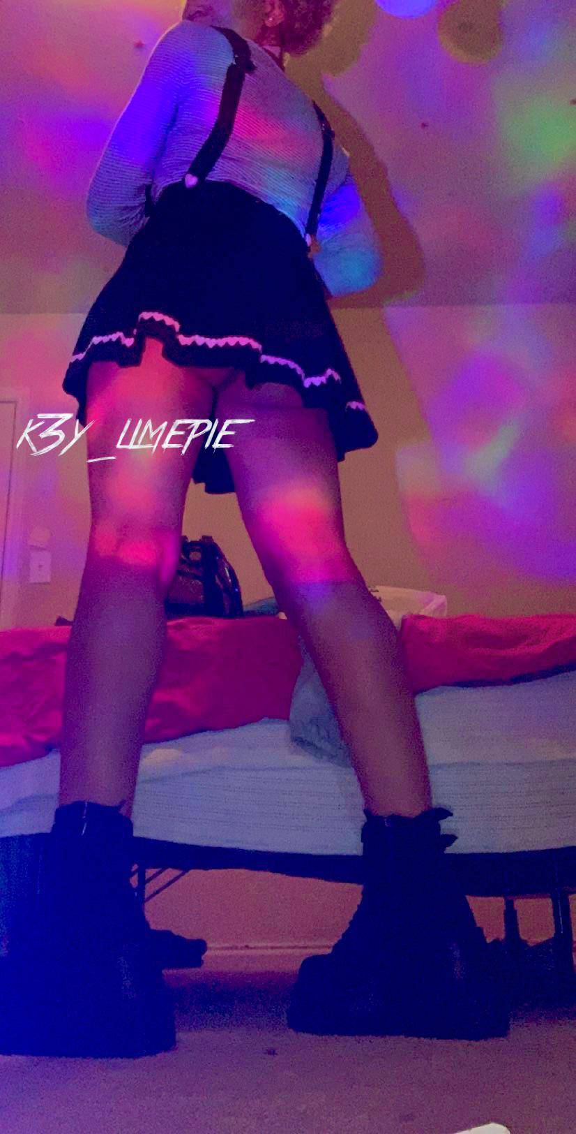 Can i be your bratz doll? | Scrolller