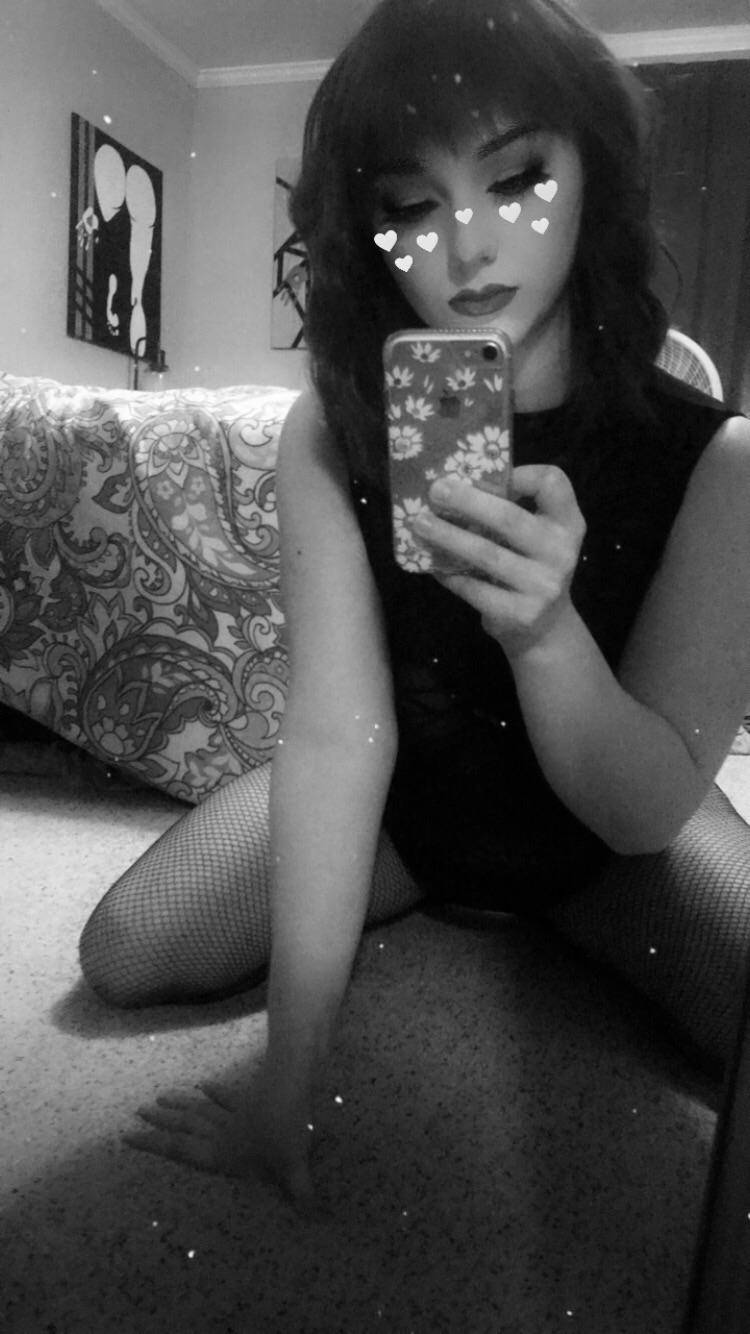 Can I help you with anything? | Scrolller