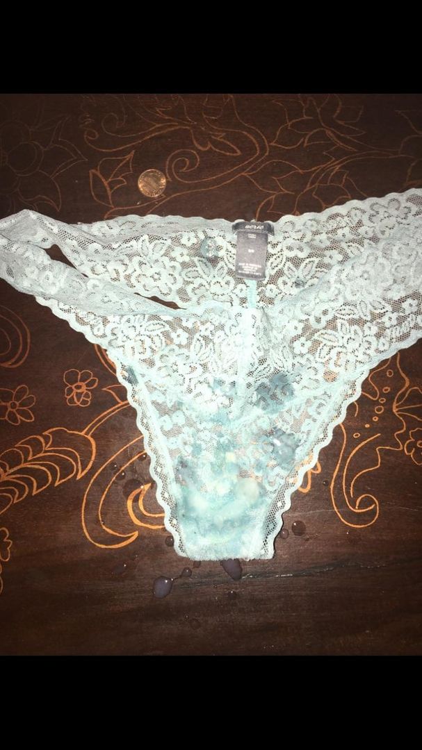 Can’t stop cumming on my sisters thong | Scrolller