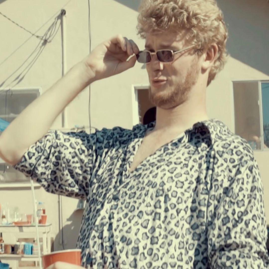 Can we please make this a meme format | Scrolller