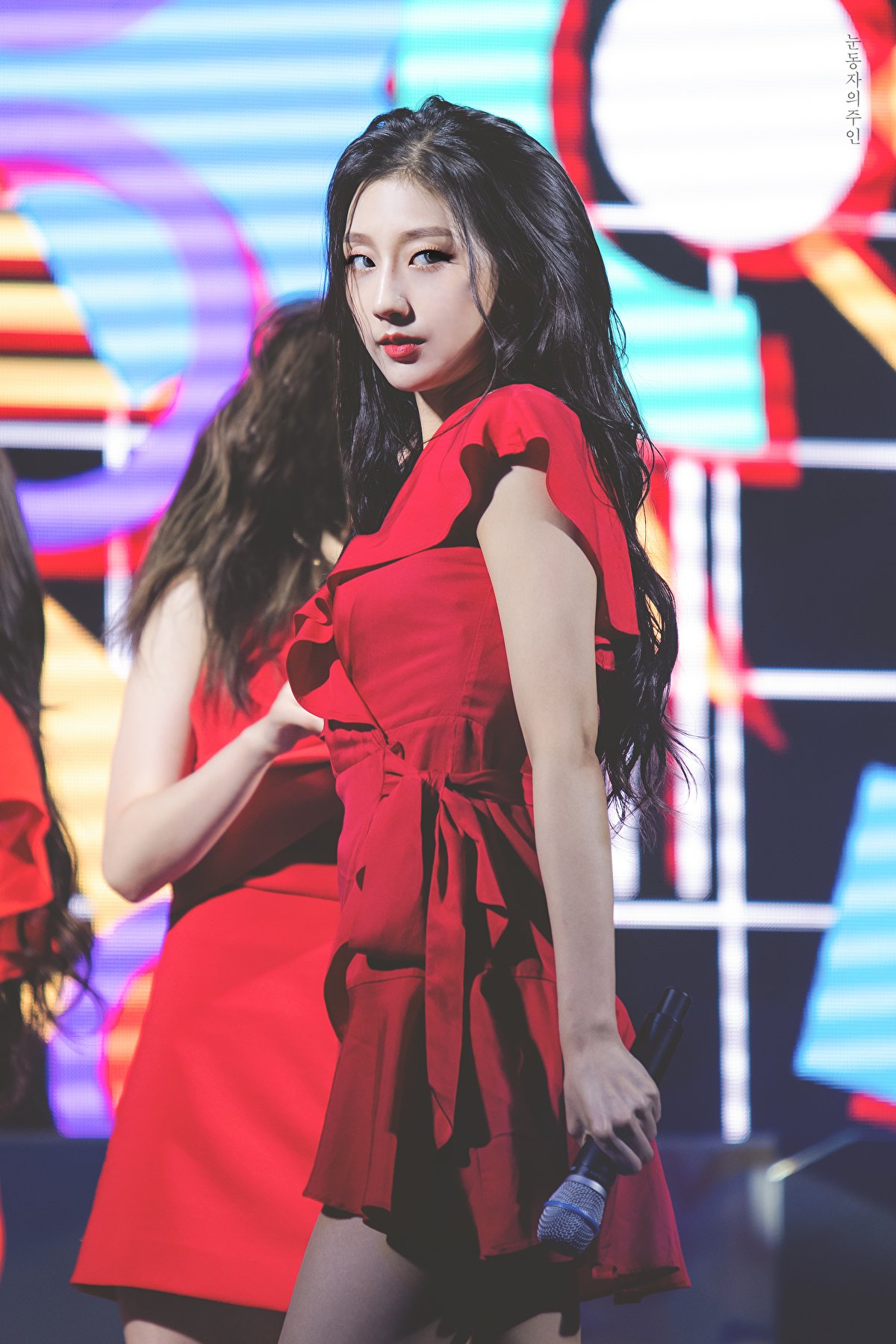 Captivating Yein | Scrolller