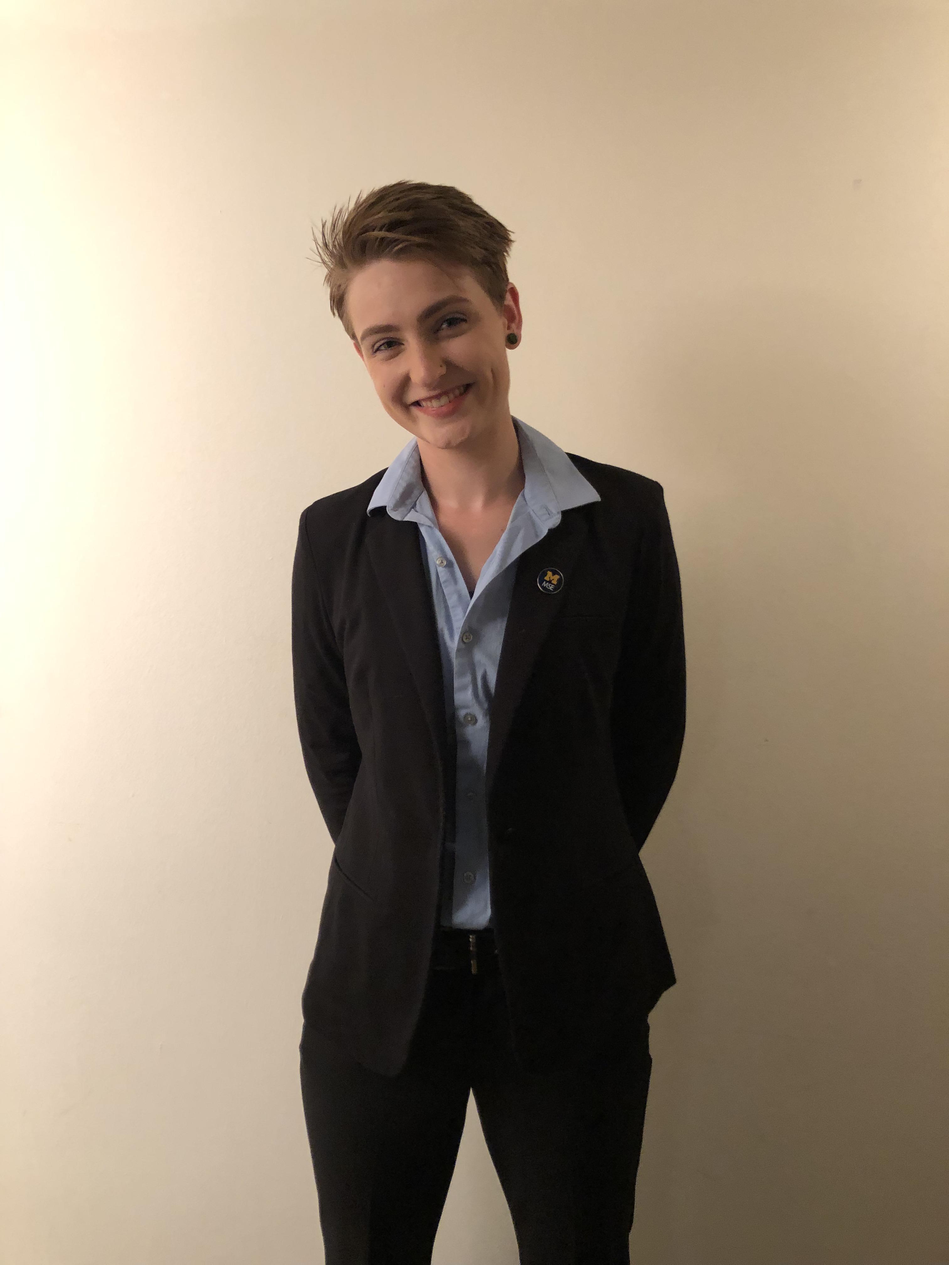 Career Fair look for first post | Scrolller