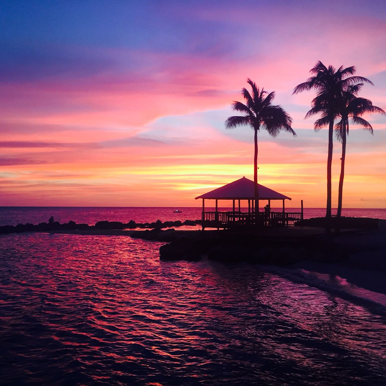 Caribbean Sunset | Scrolller