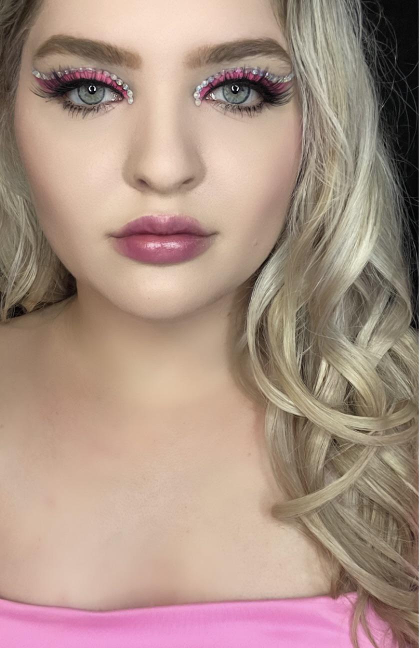 Carnival Eye Look 🎡💕 | Scrolller