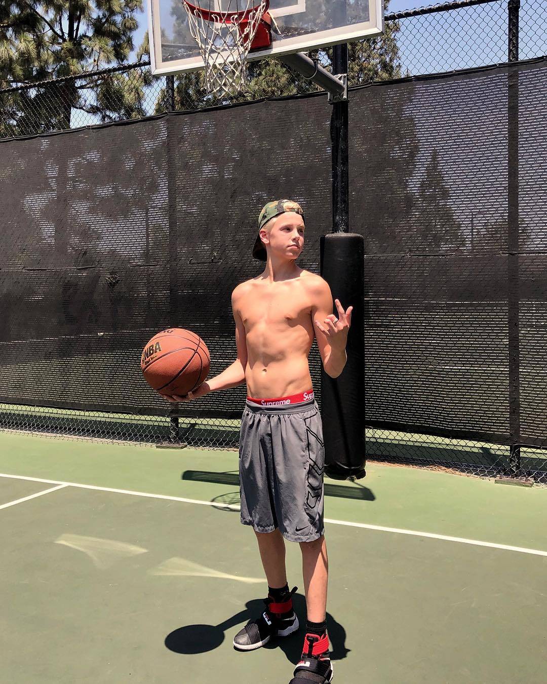 Carson Lueders (@carsonlueders) [SHIRTLESS] | Scrolller