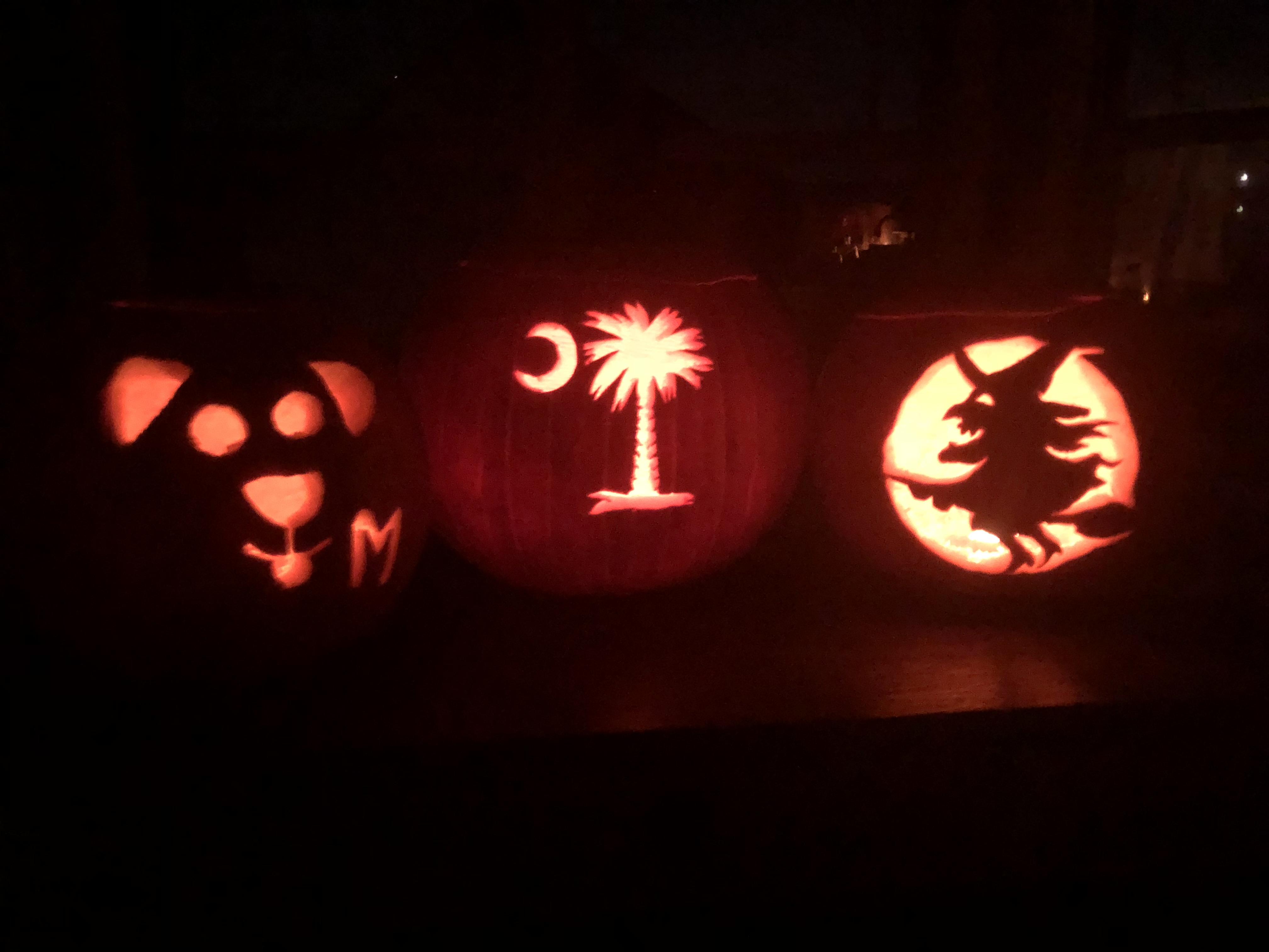 Carving Pumpkins | Scrolller