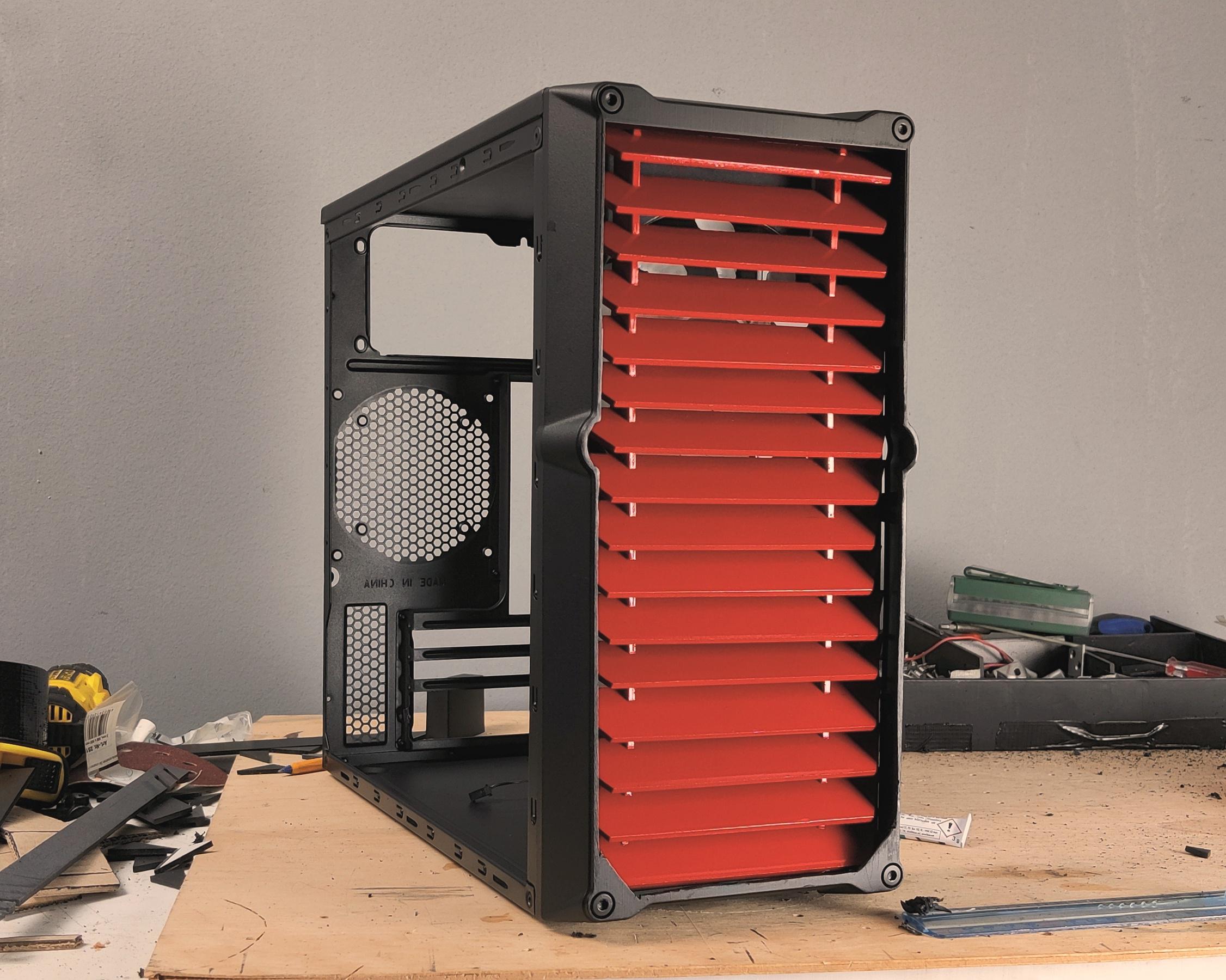 Case modding (WIP) | Scrolller