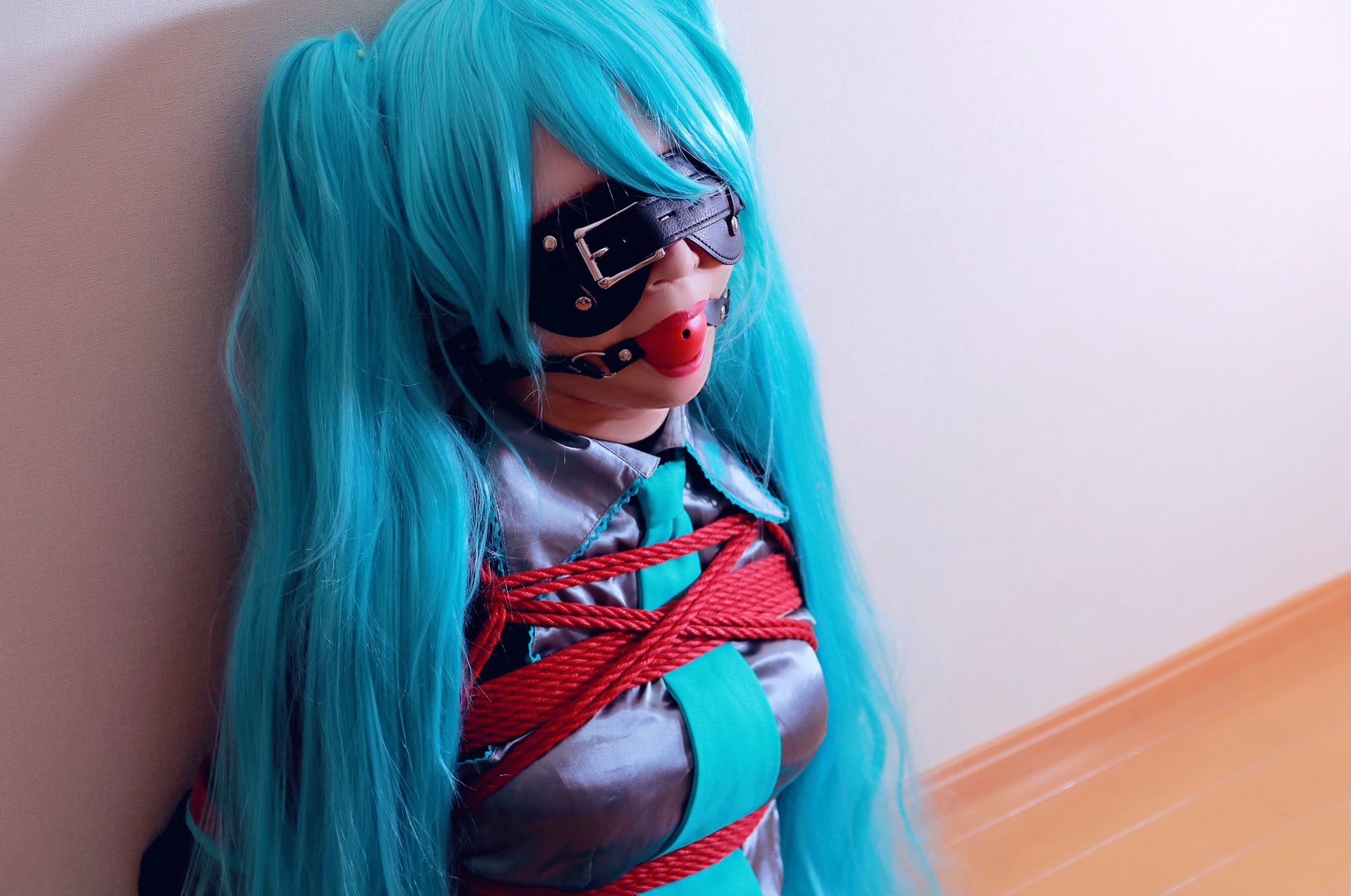 Catching feelings for the neon hair. | Scrolller