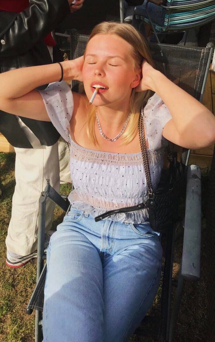 Catching some sun | Scrolller